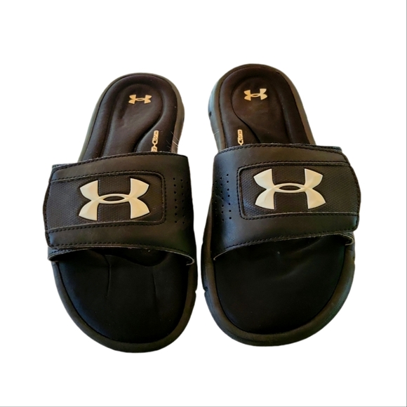 Under Armour | Shoes | Under Armour Sandals Black And White 4d Foam ...